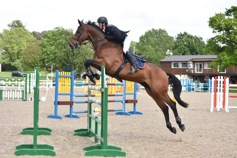 Redpost Equestrian Senior Foxhunter - The Welsh Masters - 2024 | Videos ...