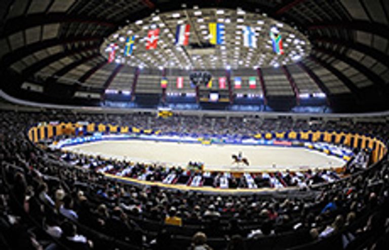 FEI Worldcup Vaulting - Individual female Freestyle - SIGNAL IDUNA CUP ...